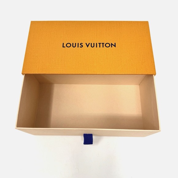 Louis Vuitton | Accessories | Brand New Louis Vuitton Lv Sunglasses ...